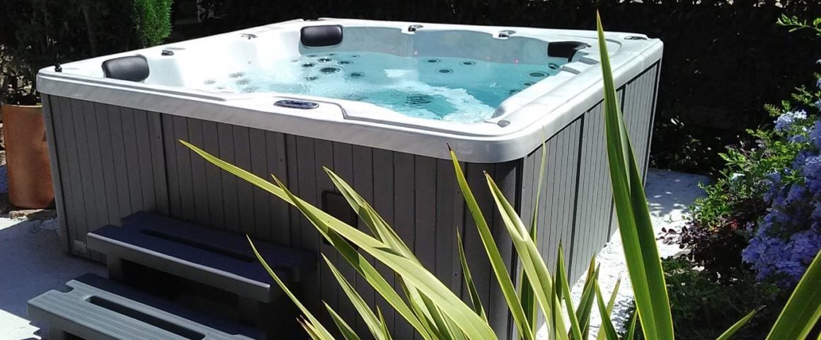 Jacuzzi extérieur : détente et bien-être